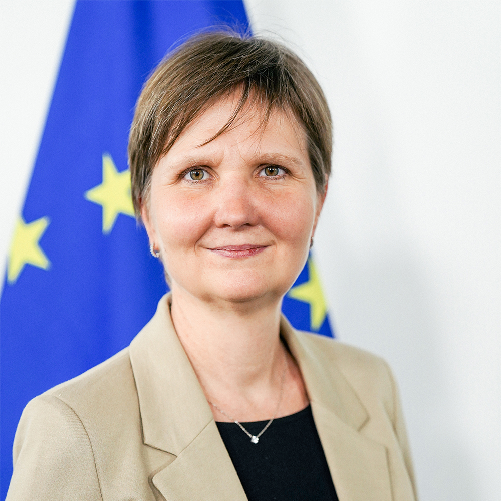 Malgorzata Nikowska - RAID